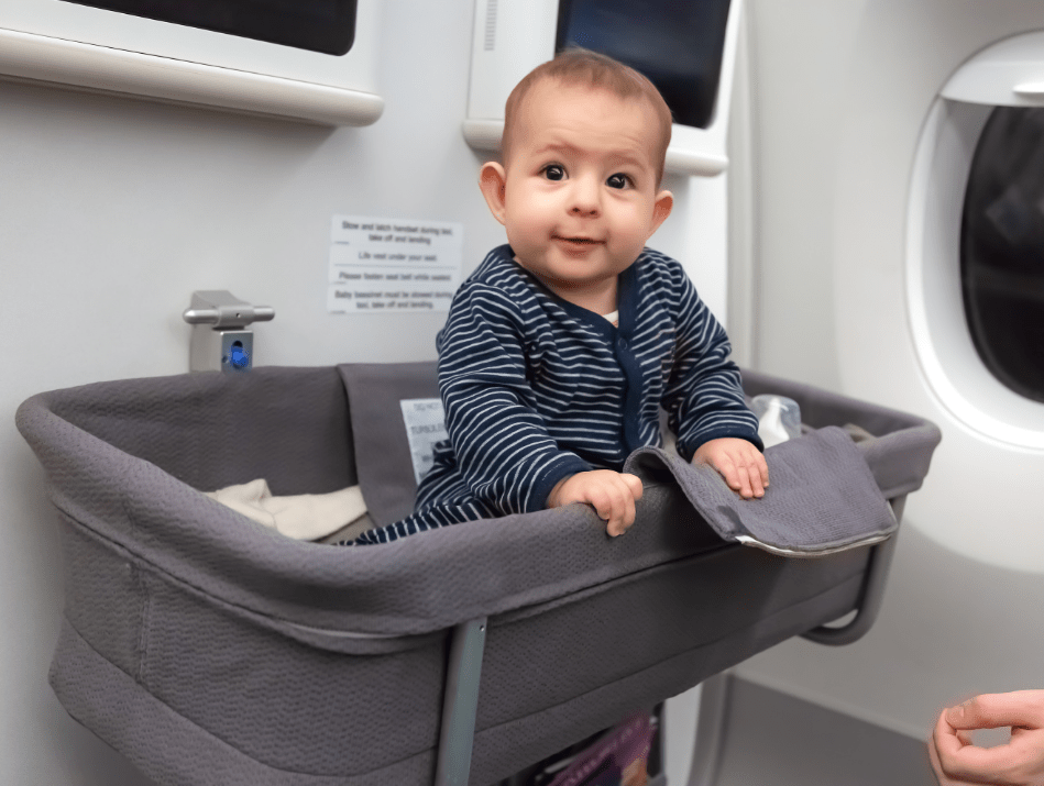 Voyager en avion avec bébé : conseils d’une globetrotteuse – Ma tribu saine